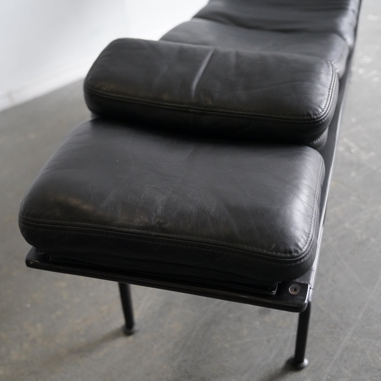 Authentic Vintage Herman Miller Eames Chaise Daybed – enliven mart