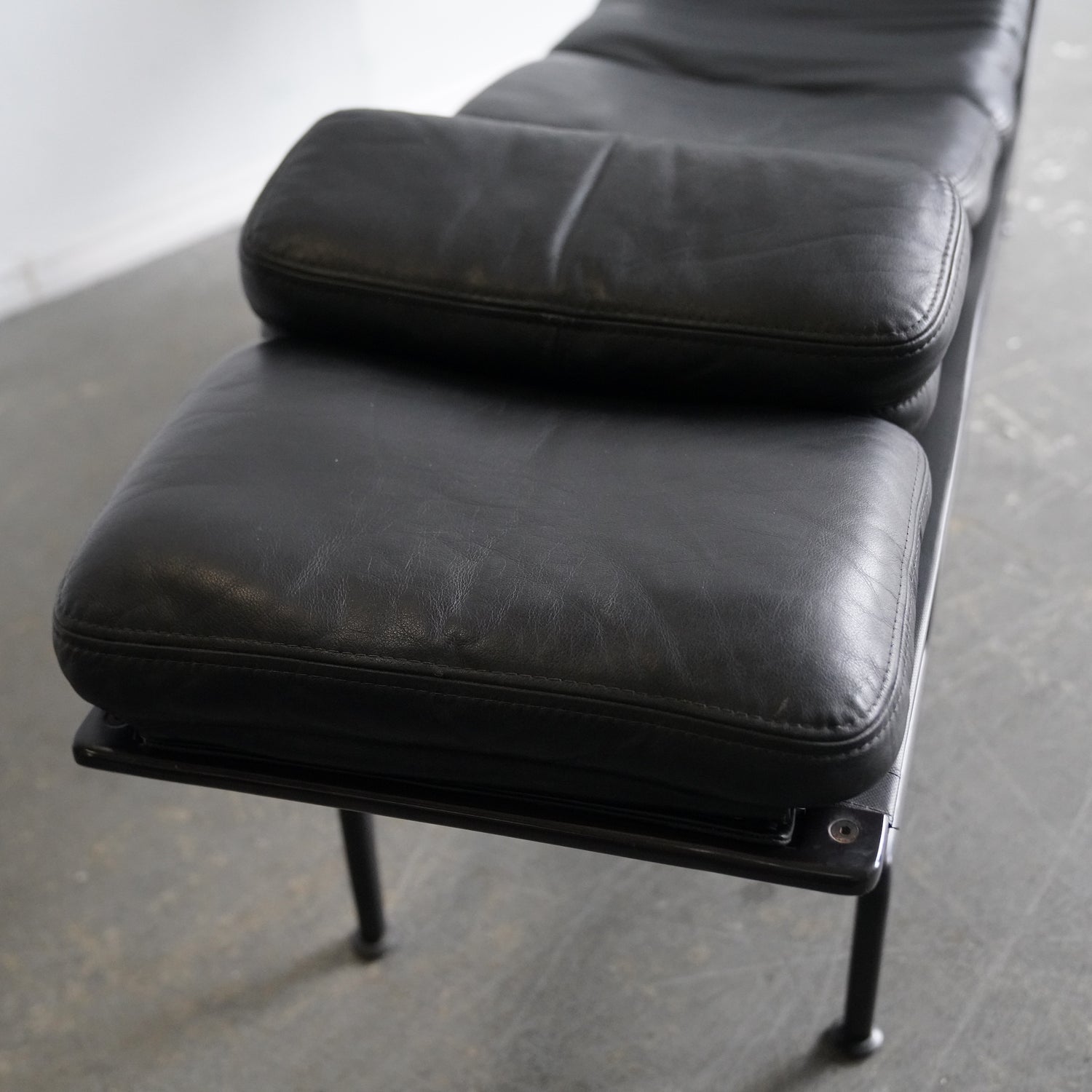 Authentic Vintage Herman Miller Eames Chaise Daybed – enliven mart