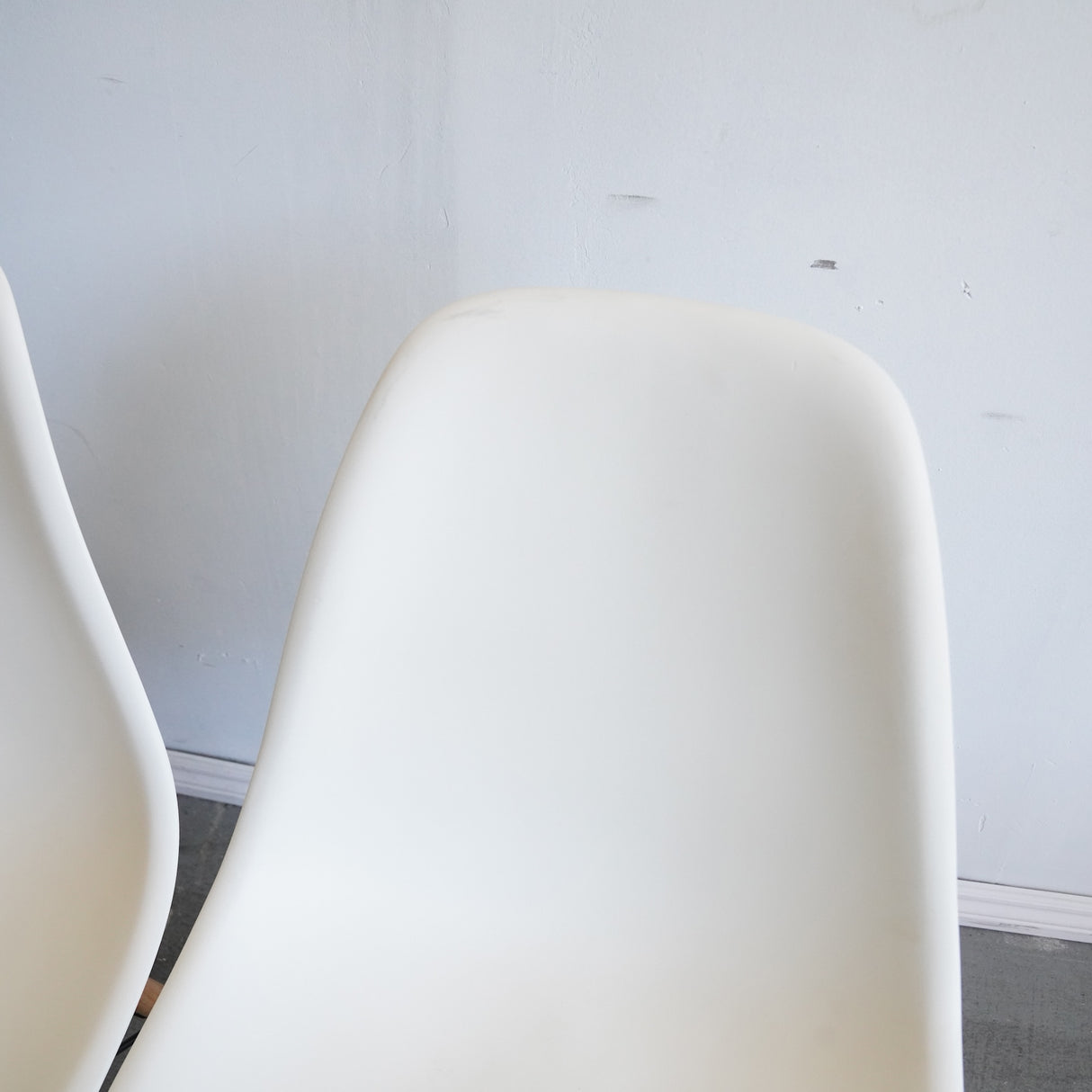 Authentic Herman Miller set of 8 Eames plastic molded chairs – enliven mart