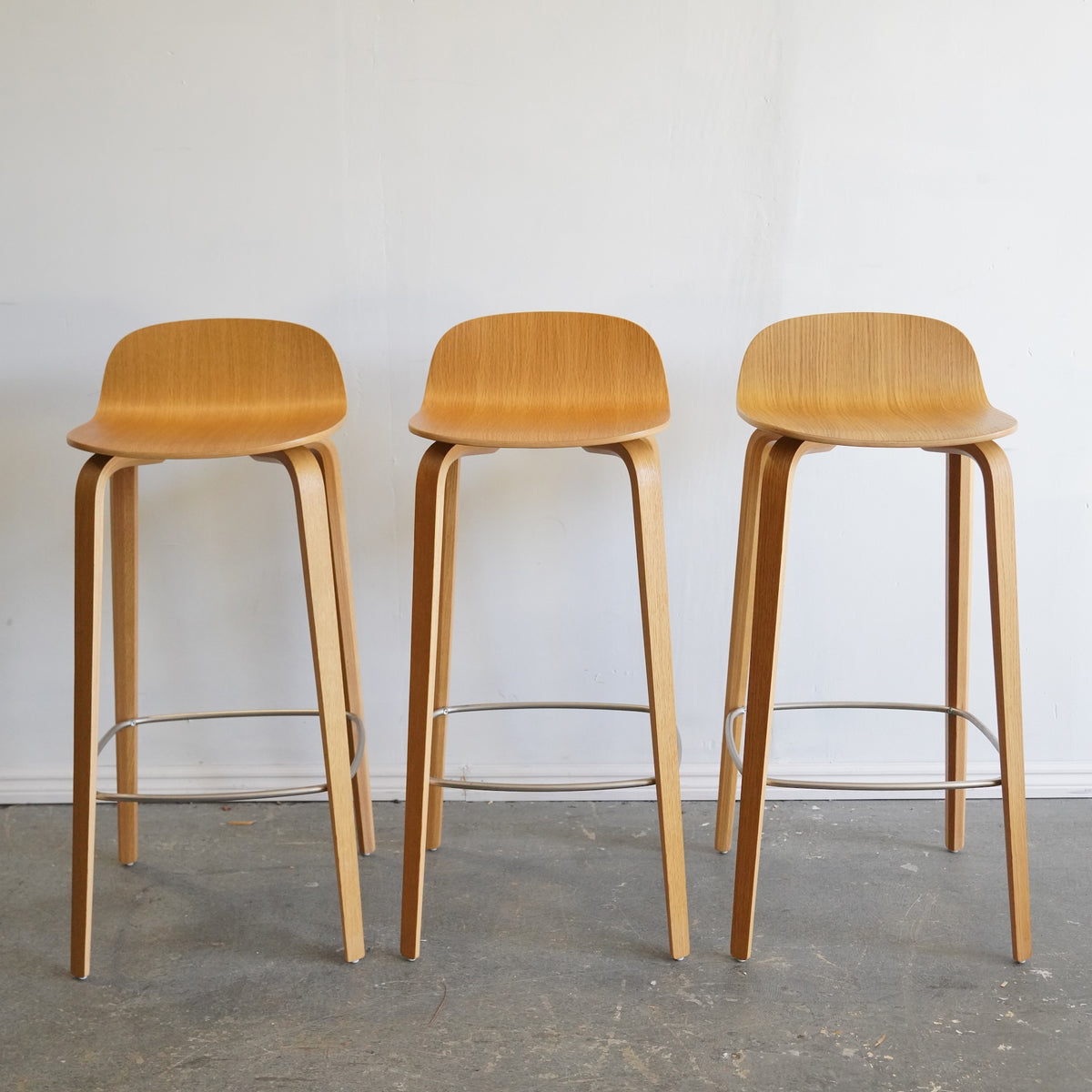 Design Within Reach Muuto Set of 3 Visu Bar Stool – enliven mart