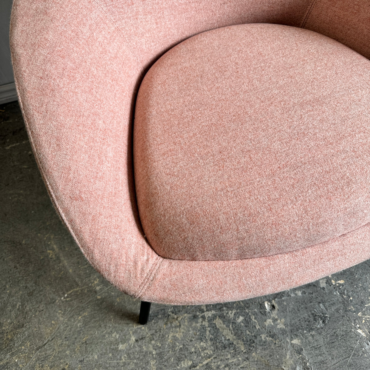 Herman Miller Naughtone Always Lounge chair – enliven mart