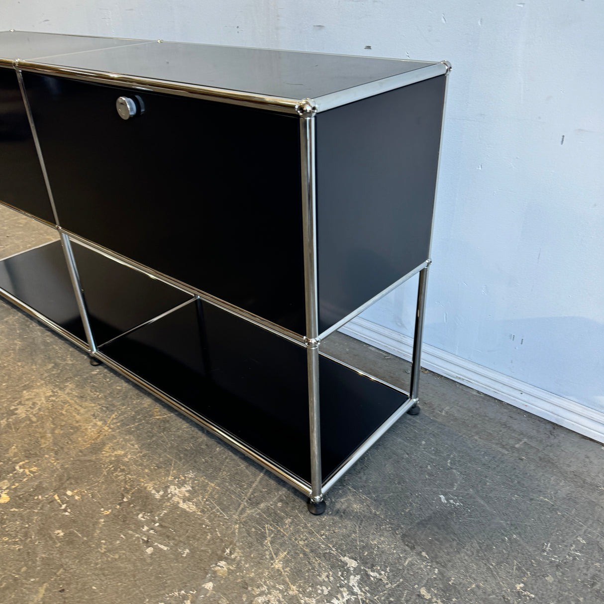 USM Haller 2X2 Console with storage (Black) – enliven mart