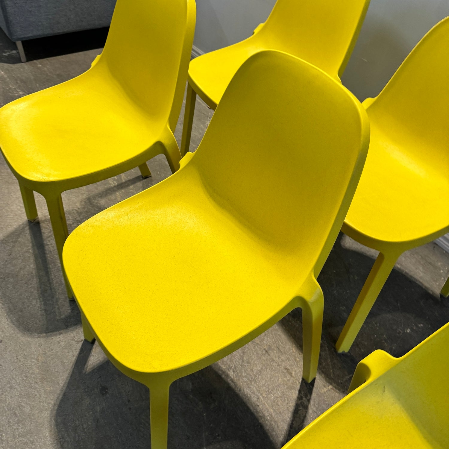 Authentic! Emeco set of 6 Broom Stacking Indoor/ Outdoor Chair ...