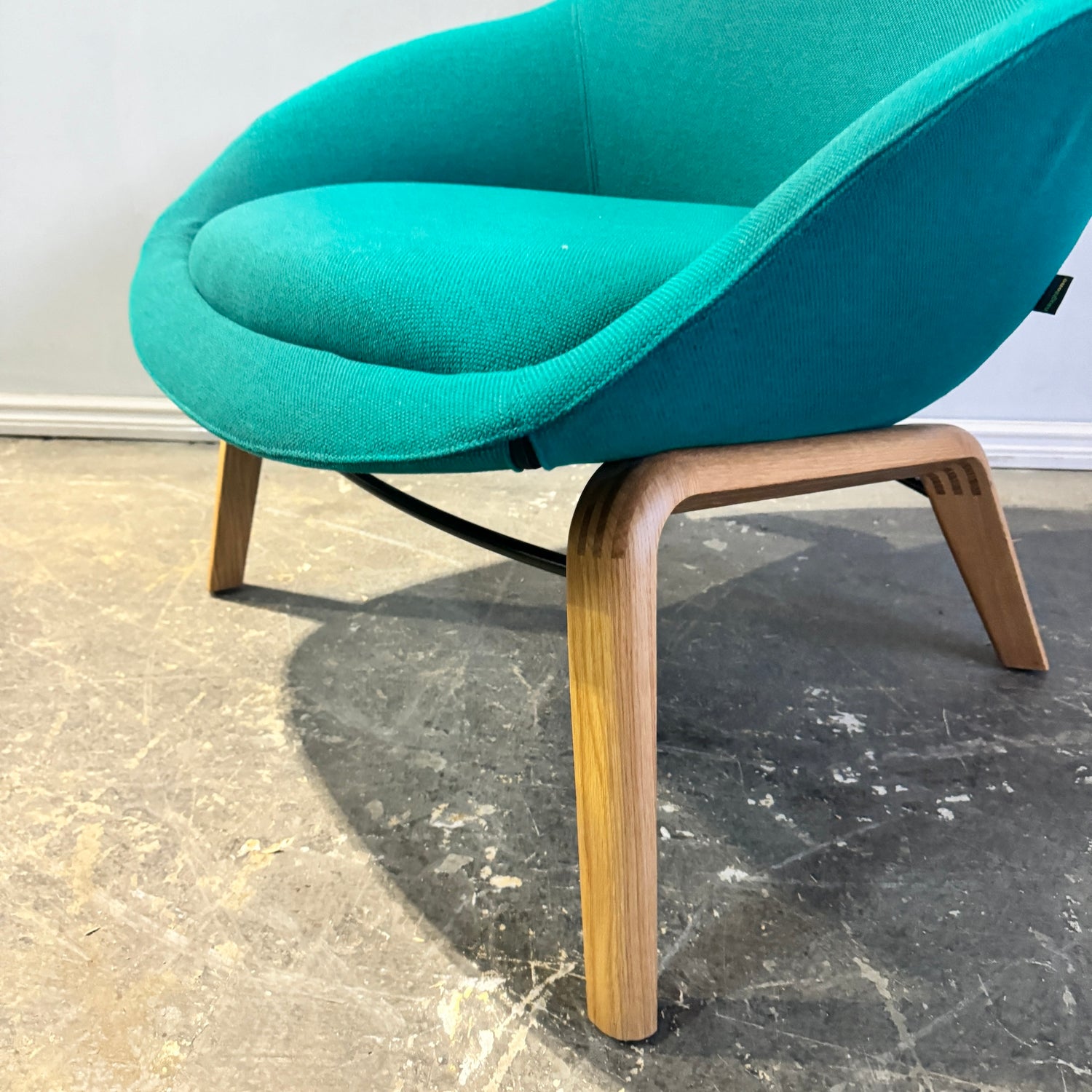 Herman Miller Naughtone Always Lounge chair Wood Base – enliven mart