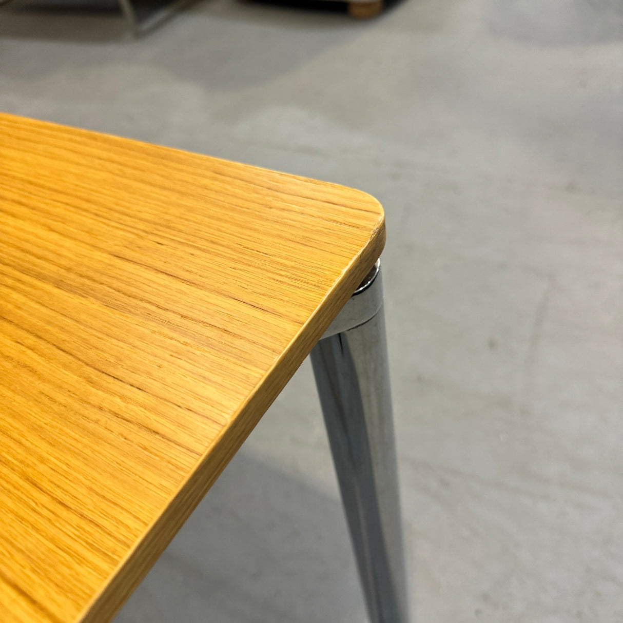 Danish Modern Plano Dining Table by Fritz Hansen – enliven mart