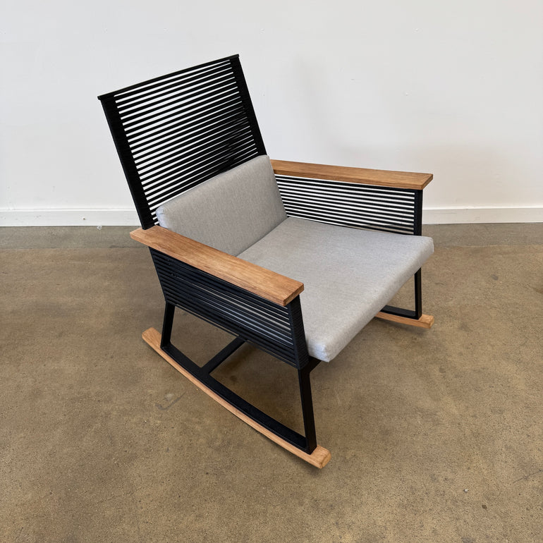 Seating – enliven mart