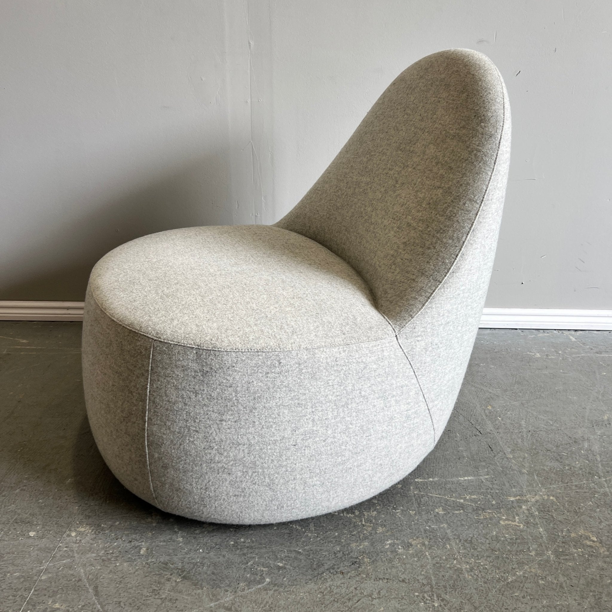 Bernhardt Design mitt lounge chair Grey with leather handle · enliven mart