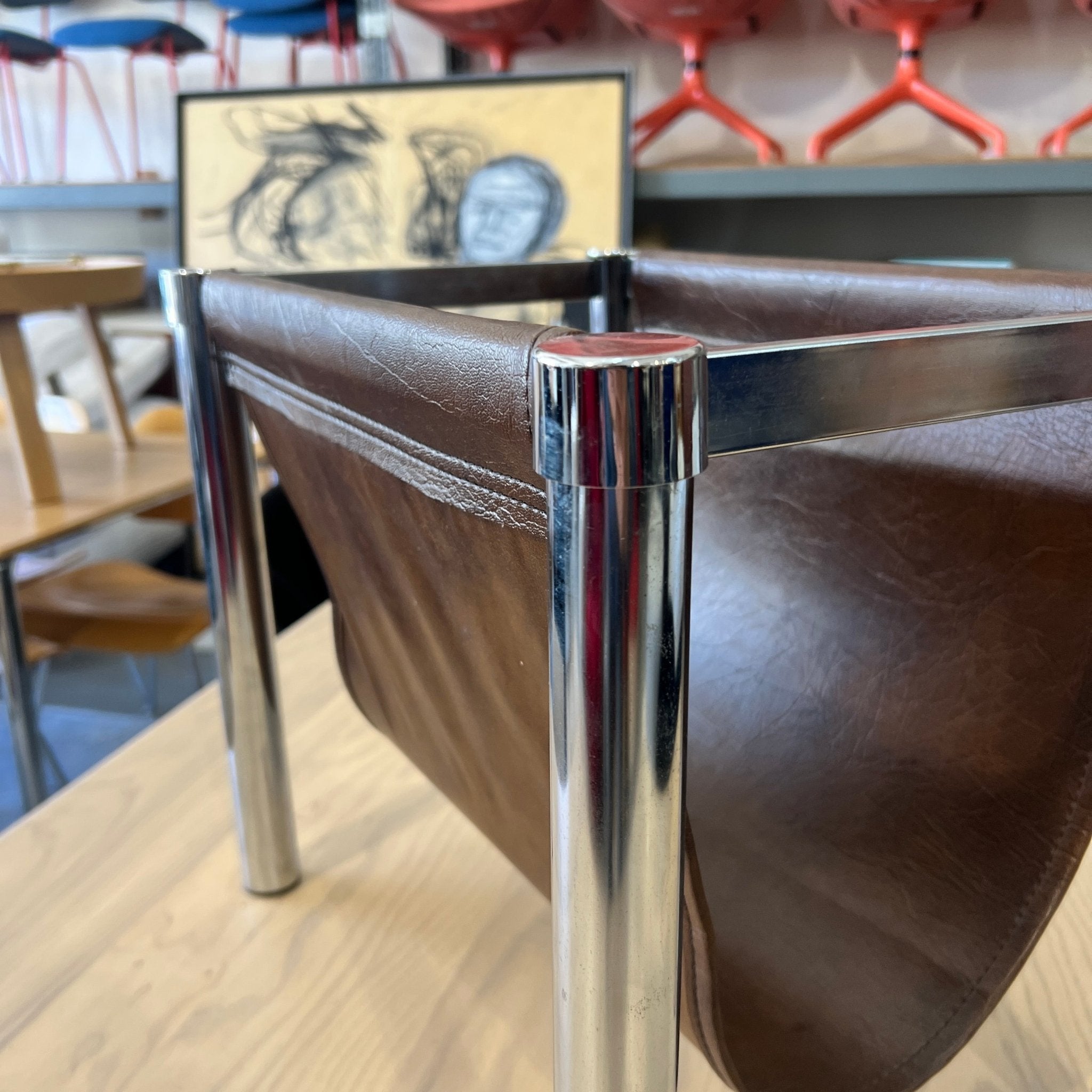 Vintage Milo Baughman Magazine Rack – enliven mart